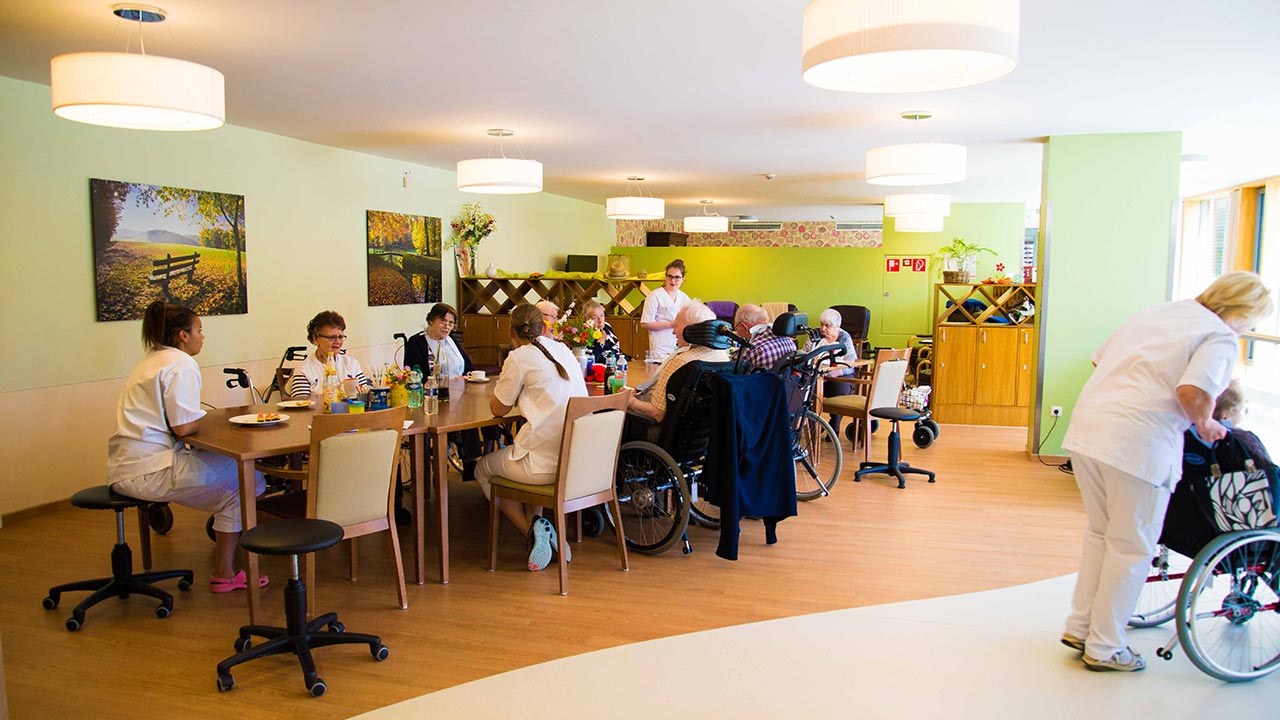 CIPA Junglinster - Luxembourg Red Cross, Mënschen hëllefen