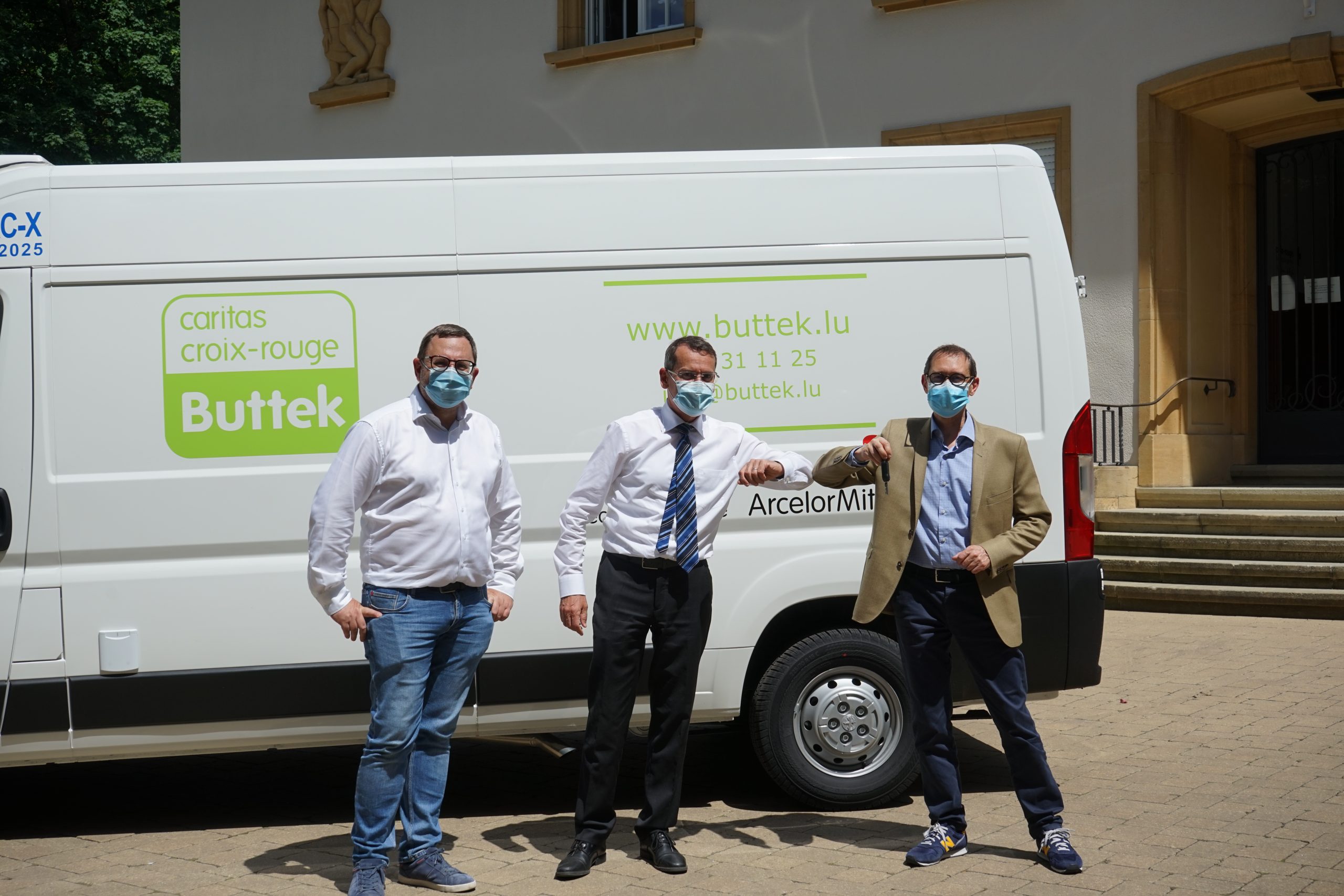 ArcelorMittal Luxembourg donne une nouvelle camionnette à la Spëndchen ...