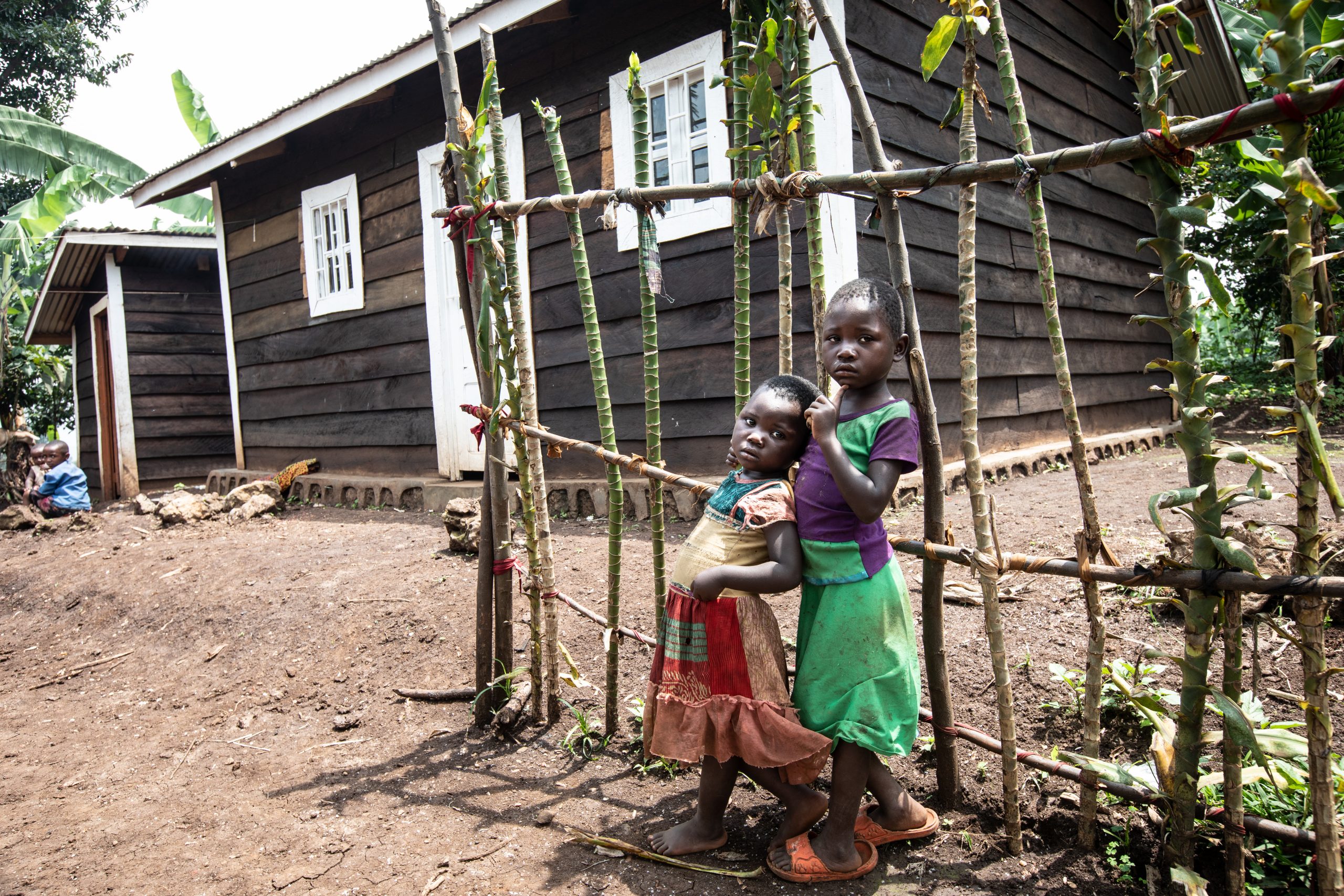 Let's not forget them - Luxembourg Red Cross, Mënschen hëllefen