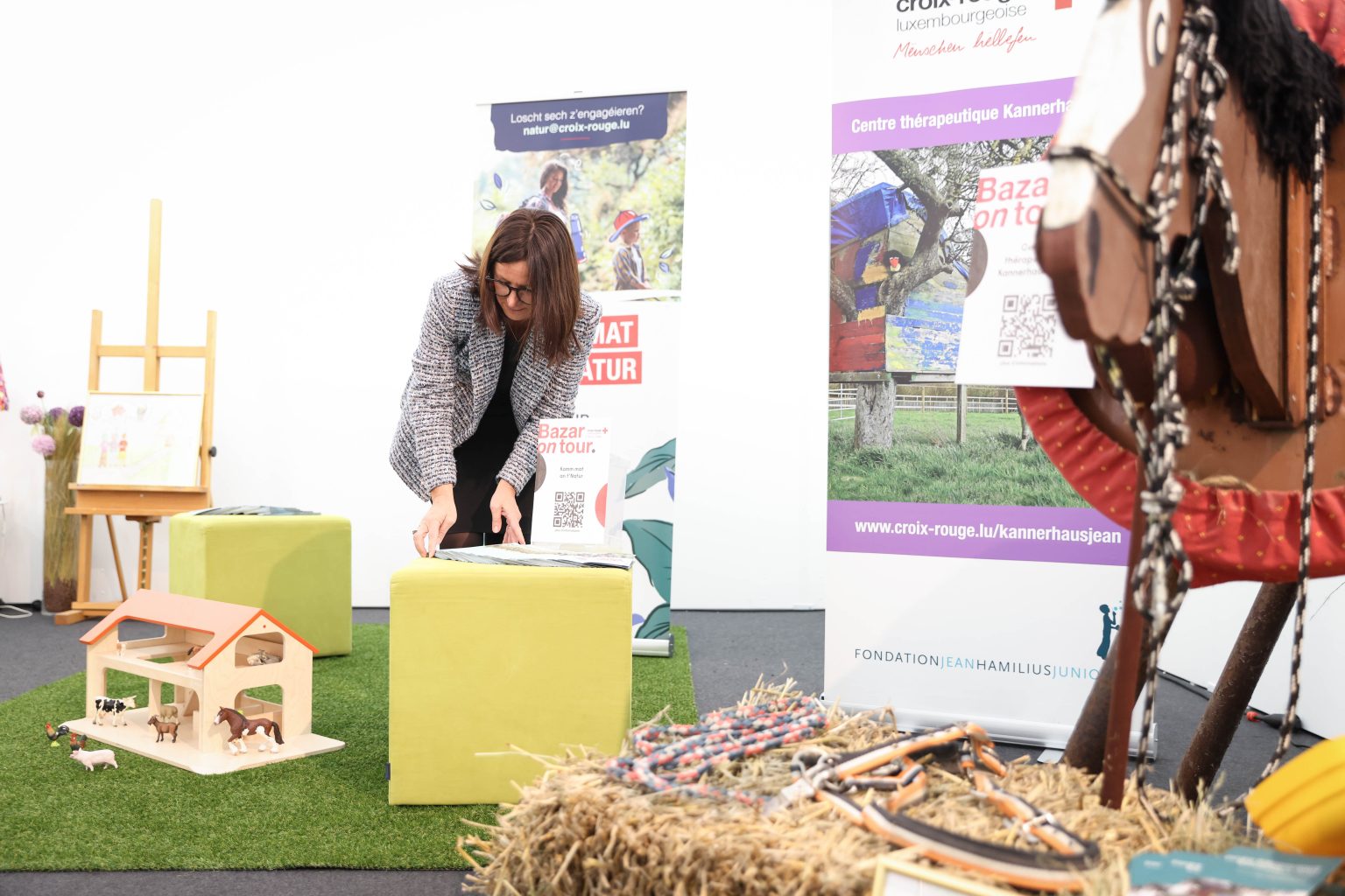 Bazar 2022 - Croix-Rouge luxembourgeoise, Mënschen hëllefen