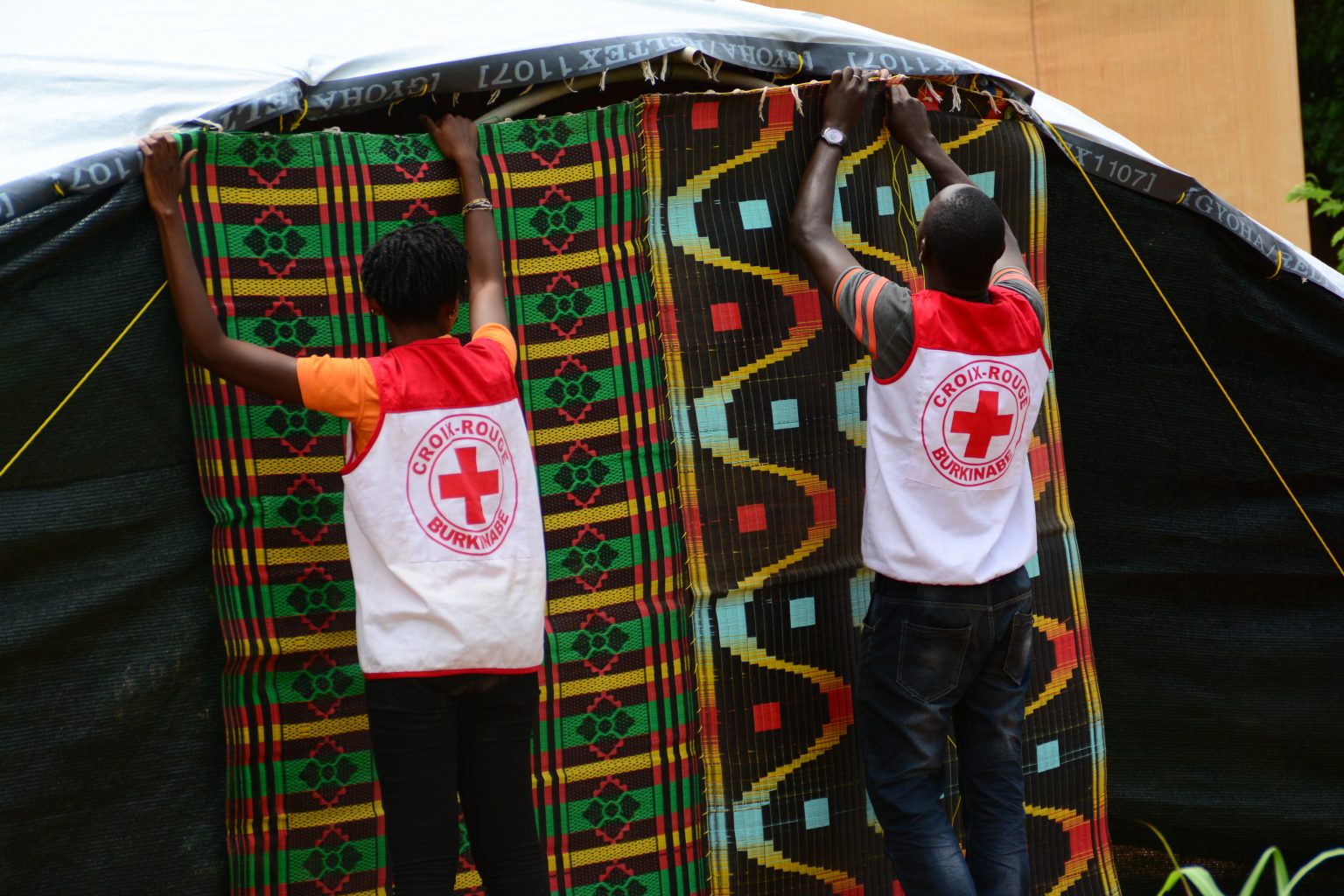 Innovation in Humanitarian Habitat - Luxembourg Red Cross, Mënschen hëllefen