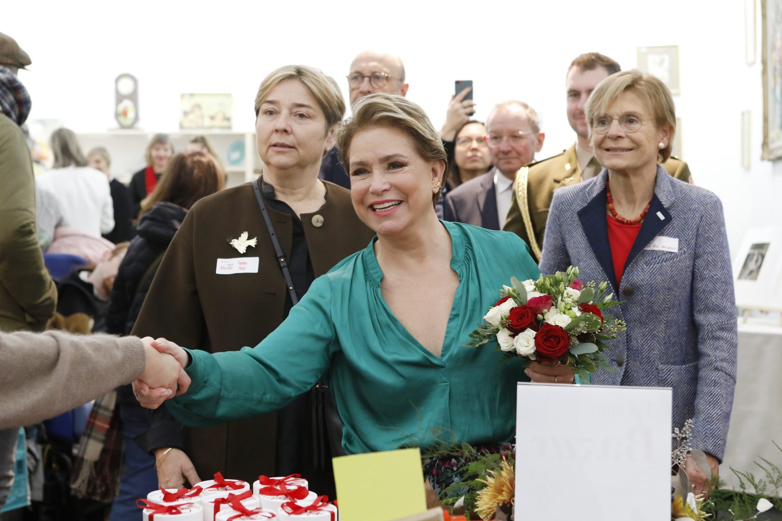 Bazar 2023 - Luxembourg Red Cross, Mënschen hëllefen