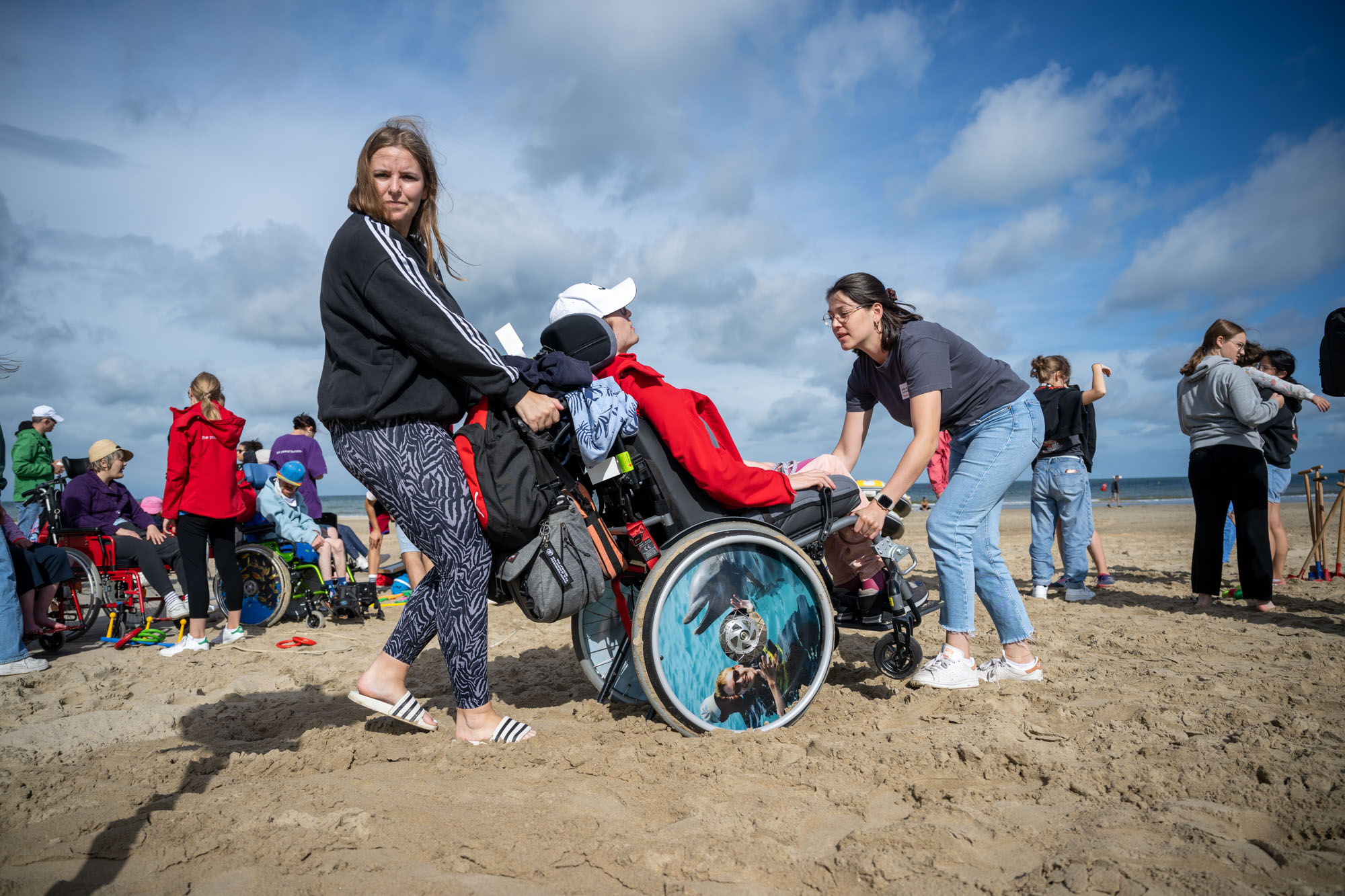 A camp for everyone - Luxembourg Red Cross, Mënschen hëllefen